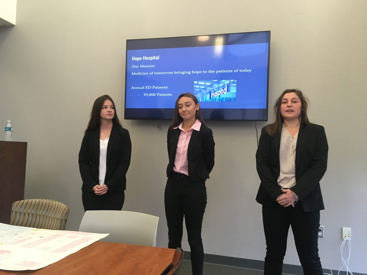 STL CAPS Student Associates Present to Medical Professionals